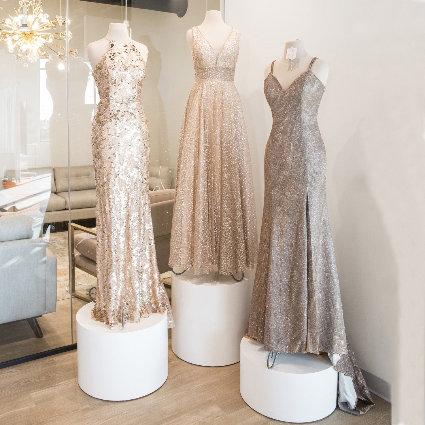 Bridal Displays | High Quality Displays & Fixtures